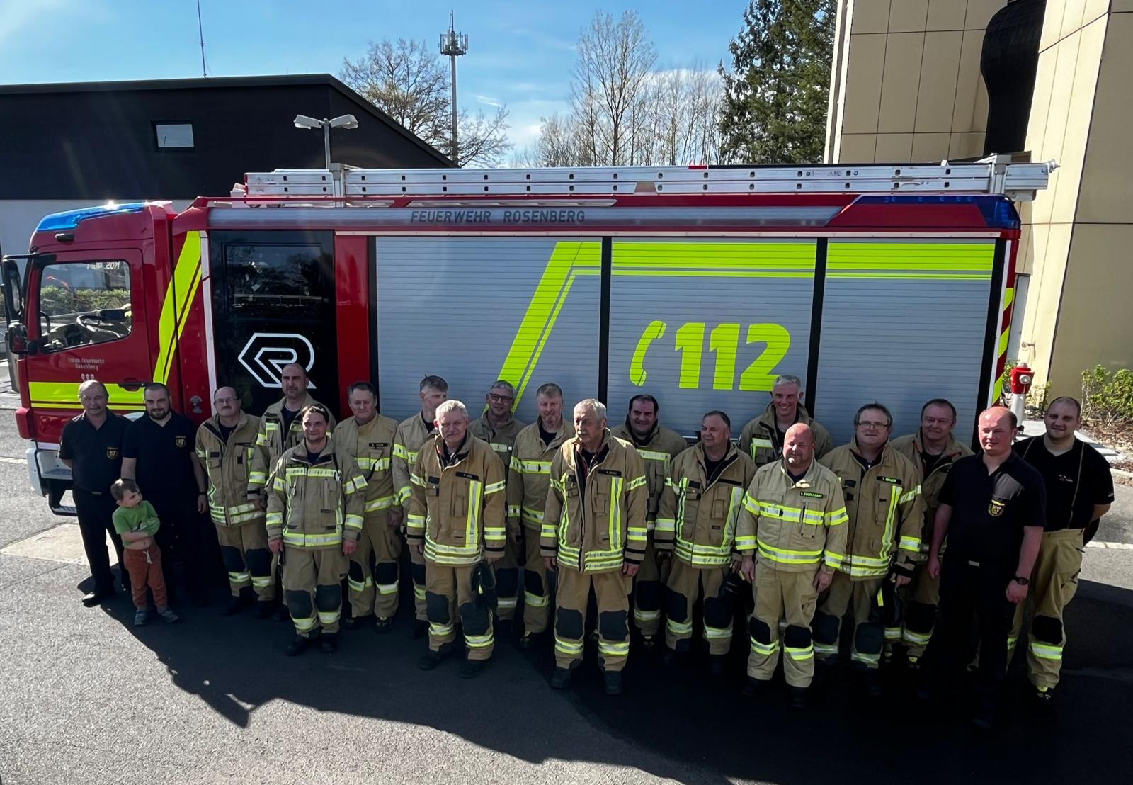 Zwei Gruppen legen Ü40 Abzeichen ab – Kreisbrandinspektion Amberg-Sulzbach